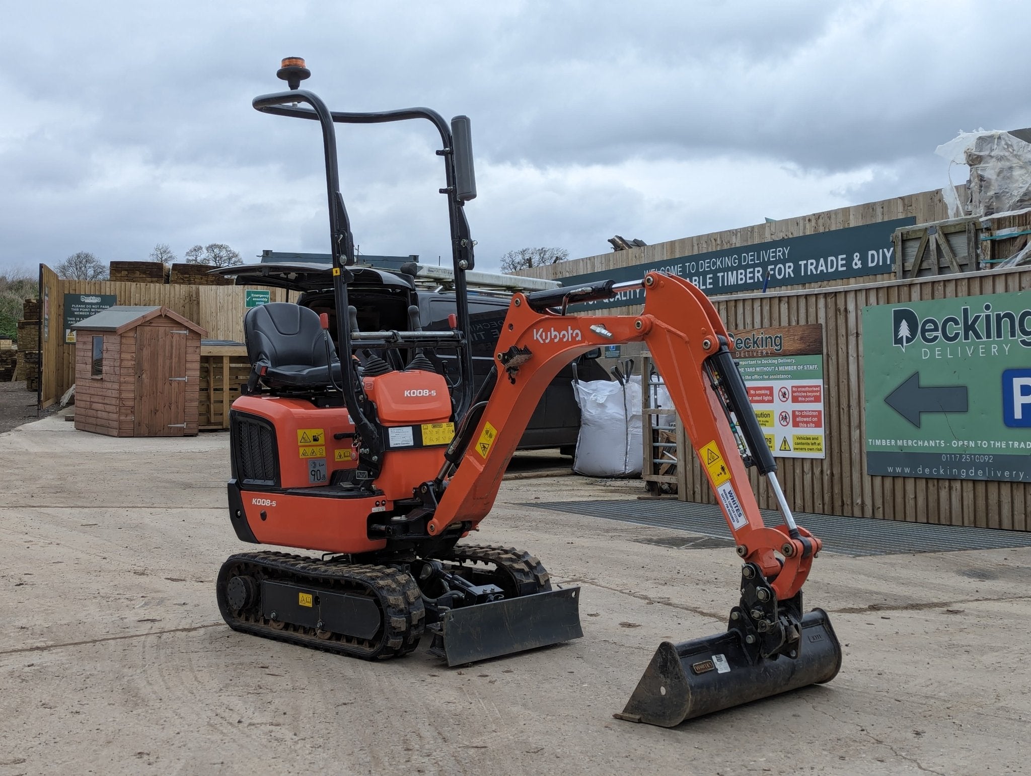 Kubota Micro Digger (1T) – Digger Delivery